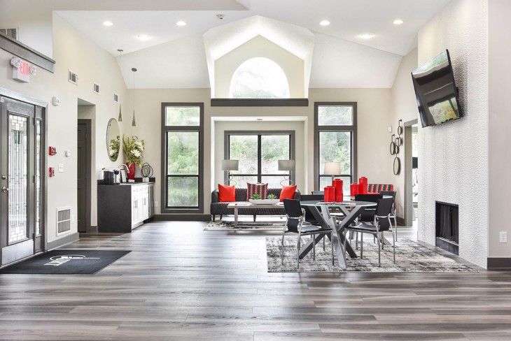 The Pointe at Canyon Ridge | Apartments in Sandy Springs, GA