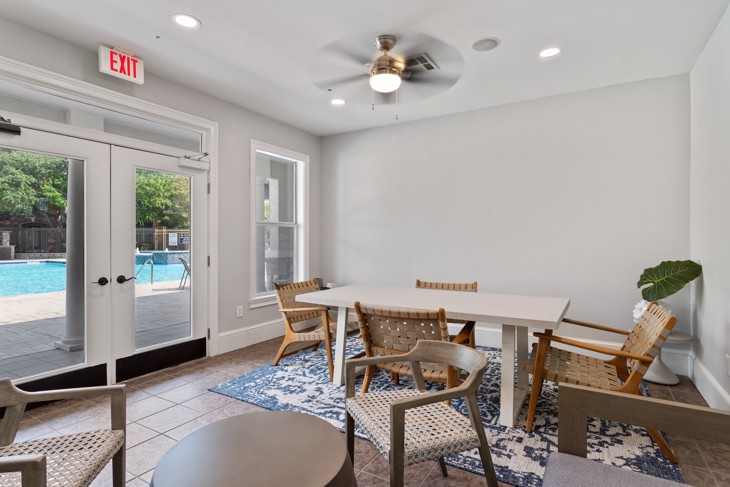 Carrington Place Apartments | Apartments in Northwest Houston